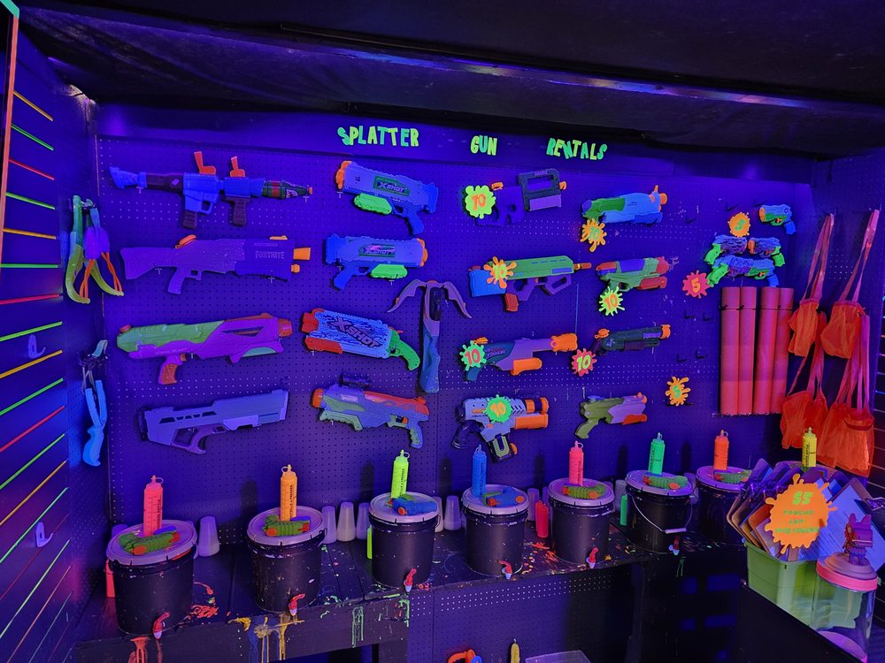 SPLATTER ROOM - Updated December 2025 - 23 Photos - 555 Simcoe Street S ...