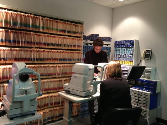 EYEMASTERS - Updated December 2025 - Great Lakes Mall, Mentor, Ohio ...