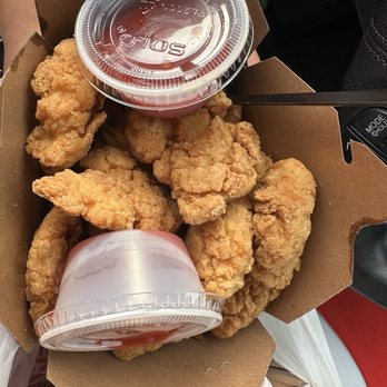 POUTINE PEDDLERS - Updated November 2025 - 33 Reviews & 55 Photos - 239 ...