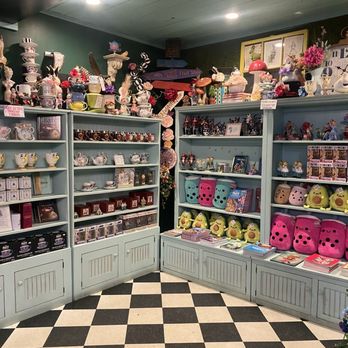 ALICE IN THE VILLAGE - Updated January 2025 - 411 Photos & 124 Reviews ...