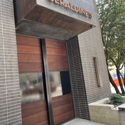 GERALDINE’S - Updated October 2025 - 1010 Photos & 594 Reviews - 605 ...