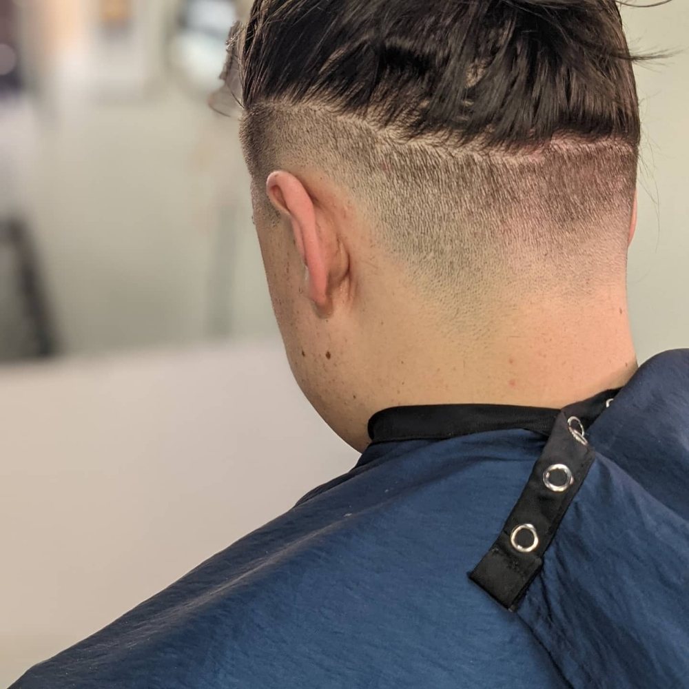 THE HOT DOG BARBER - TOPSHELF BARBERSHOP - Updated January 2026 - 16 ...
