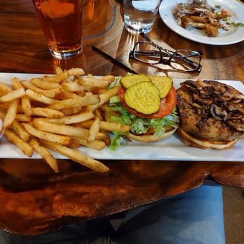 WILLIAMS INN PIZZA & SPORTS BAR - Updated February 2025 - 152 Photos ...