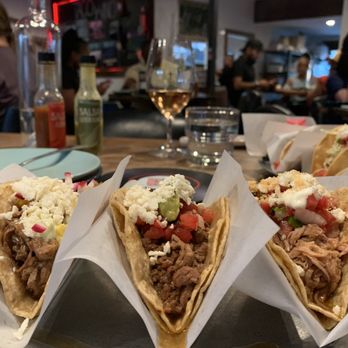 TACO Y VINO - Updated March 2025 - 436 Photos & 327 Reviews - 213 W ...