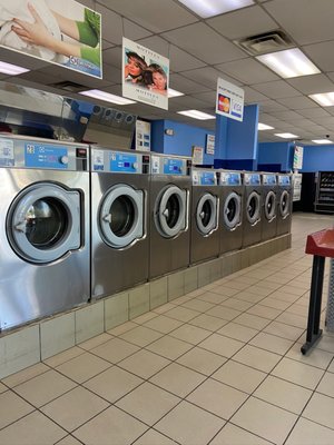 SUPER SAVER LAUNDROMAT - Updated August 2025 - 10 Photos & 10 Reviews ...