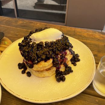 DIVIDED SKY TAVERN - Updated March 2025 - 416 Photos & 326 Reviews ...