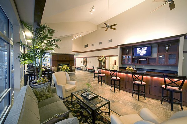 ZAN GUERRY CLUBHOUSE - Updated December 2025 - 57 Photos - 100 Douglas ...