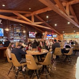 LAKE INN - Updated April 2026 - 128 Photos & 182 Reviews - 3711 Hunt Rd ...