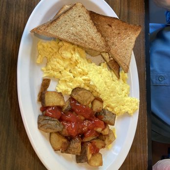 THE HANGRY GOOSE - Updated October 2025 - 169 Photos & 166 Reviews - 11 ...