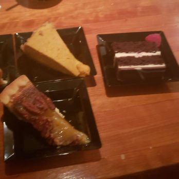 REDSTONE AMERICAN GRILL - Updated August 2025 - 283 Photos & 298 ...