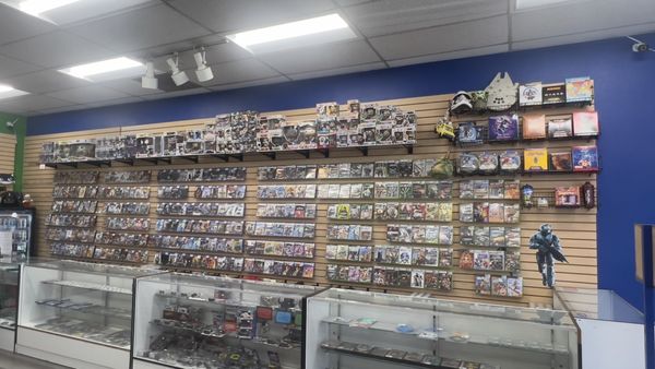 VIDEO GAME GEEKS - Updated October 2025 - 53 Photos & 166 Reviews ...