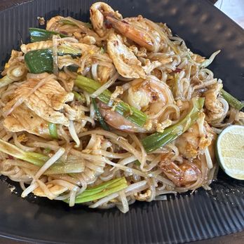 CILANTRO GRILL - Updated August 2024 - 190 Photos & 96 Reviews - 325 N ...