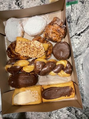 DONNA’S DONUTS - Updated November 2025 - 45 Photos & 115 Reviews - 1135 ...