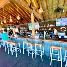 ROADRUNNER RESORT FLOATING DOCK BAR - Updated October 2025 - 83 Photos ...
