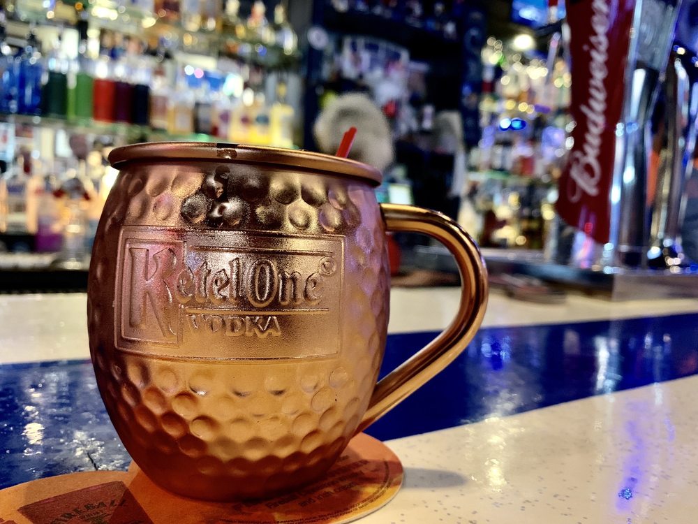 THE BLUE LINE HOCKEY BAR - 113 Photos & 207 Reviews - Sports Bars - 529 ...