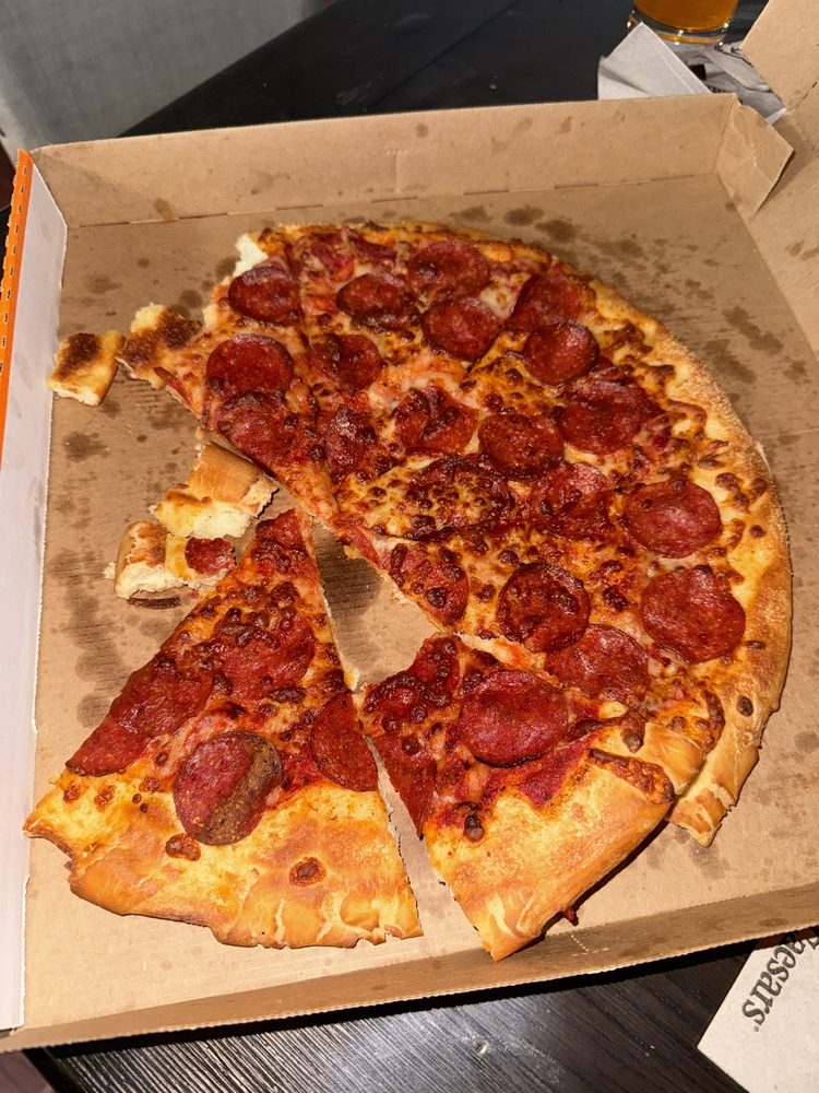 LITTLE CAESARS PIZZA - Updated October 2025 - 32 Photos & 43 Reviews ...