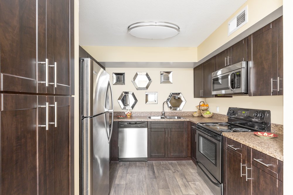 CLUB MIRA LAGO APARTMENTS - Updated October 2025 - 18 Photos & 13 ...