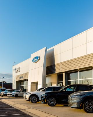 LEE FORD - Updated September 2025 - 31 Photos & 10 Reviews - 4170-C ...