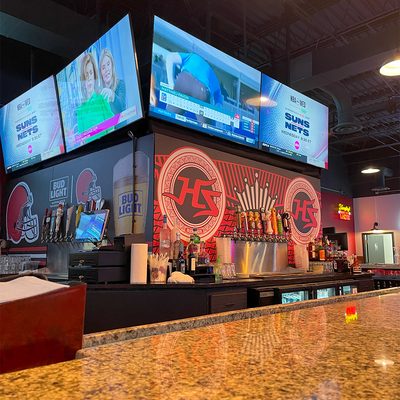 HOTSHOTS SPORTS BAR & GRILL - BRUNSWICK - Updated August 2025 - 70 ...