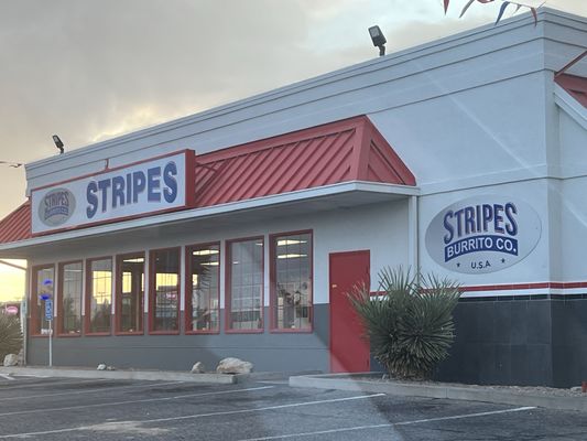 STRIPES BURRITO CO - Updated December 2025 - 121 Photos & 171 Reviews ...
