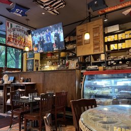 PIAZZA ITALIA - Updated December 2025 - 842 Photos & 1164 Reviews ...