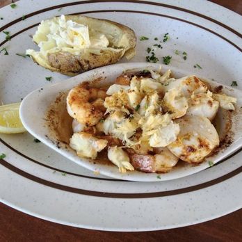 THE BOATHOUSE ON NAPLES BAY - Updated July 2024 - 346 Photos & 510 ...