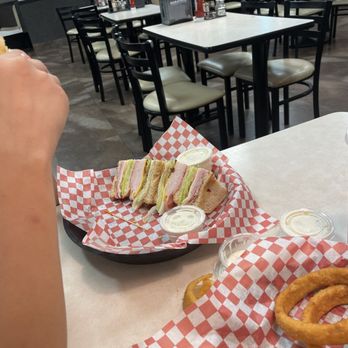 GUS JR - Updated March 2025 - 132 Photos & 180 Reviews - 497 E 4th St ...