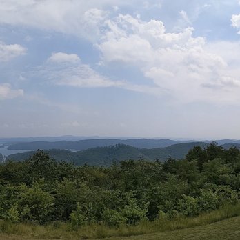 VETERANS OVERLOOK - Updated January 2026 - 17 Photos - 6621 US-25E ...