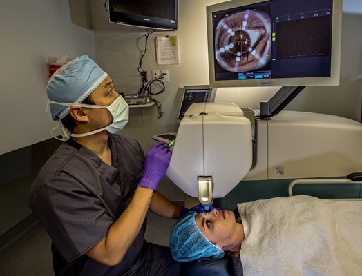 EVERGREEN EYE CENTER - Updated October 2025 - 25 Photos & 102 Reviews - 34719 6th Ave S, Federal ...