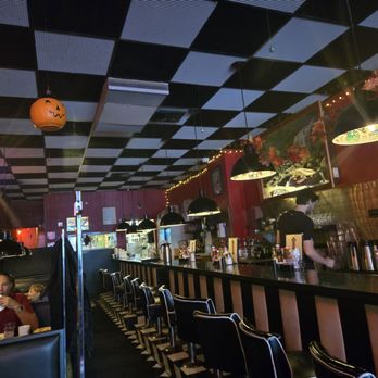 MECCA CAFE - Updated May 2025 - 590 Photos & 916 Reviews - 526 Queen ...