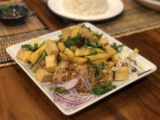 INLAY BURMESE KITCHEN - Updated October 2025 - 426 Photos & 280 Reviews ...