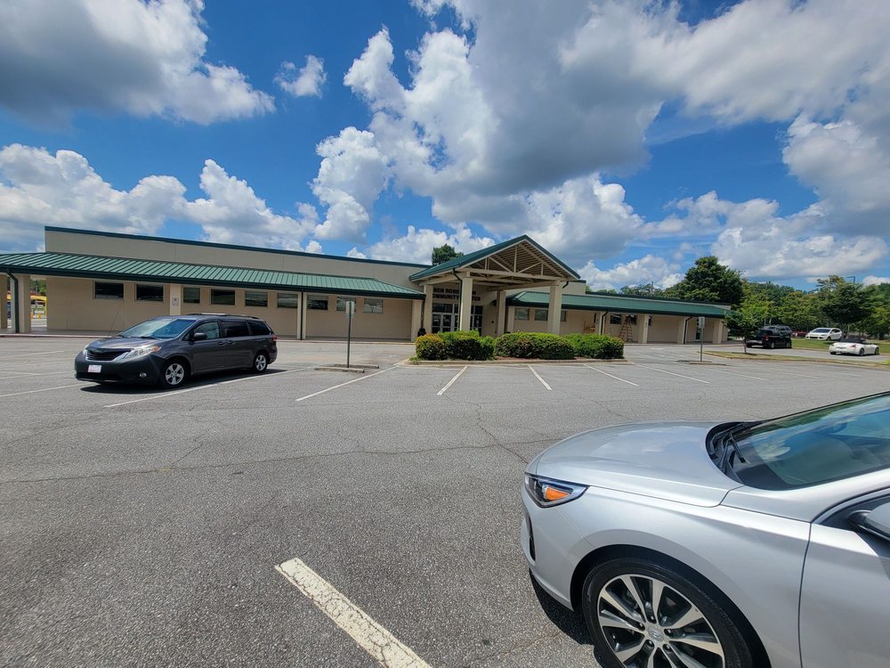 BEN ROBERTSON COMMUNITY CENTER - Updated December 2025 - 16 Photos ...