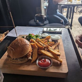 TOM TOM - Updated December 2024 - 1455 Photos & 1115 Reviews - 8932 ...