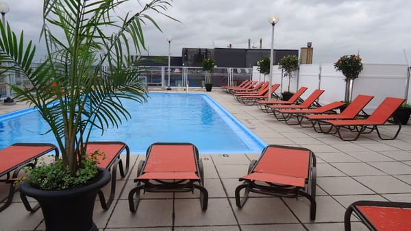 WINDSOR HOUSE APARTMENT - Updated January 2026 - 41 Reviews - 1444 ...