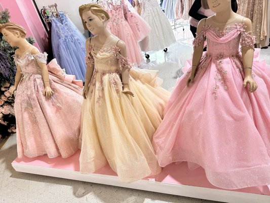 MODA 2000 - Updated November 2025 - 438 Photos & 229 Reviews - 845 N ...