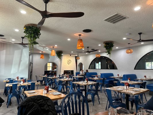 SANTO FISH RESTAURANT - 129 Photos & 50 Reviews - 9060 Slauson Ave ...