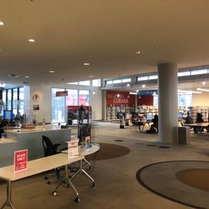 MID-CONTINENT PUBLIC LIBRARY - LEE’S SUMMIT BRANCH in 150 NW Oldham Pkwy, Lee's Summit, Missouri ...