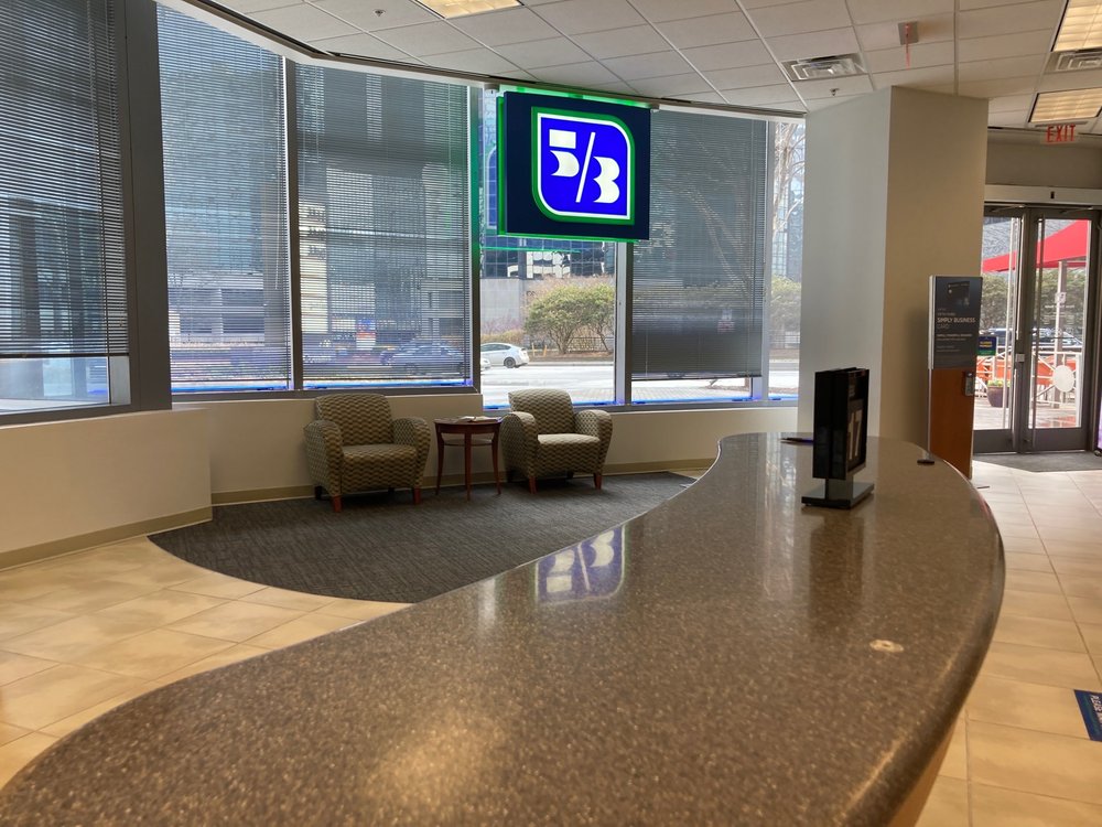 FIFTH THIRD BANK - Updated October 2025 - 3344 Peachtree Rd NE, Atlanta ...