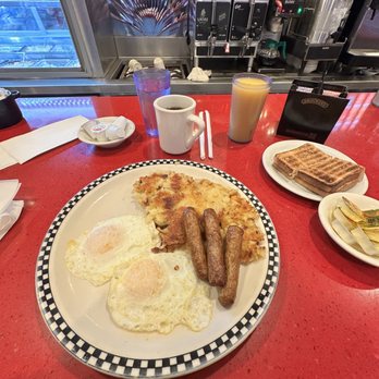 PARK WAYNE DINER - Updated December 2025 - 220 Photos & 303 Reviews ...