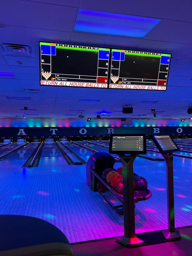 GATOR BOWLING CENTER - Updated October 2025 - 1455 Gator Blvd, Virginia ...