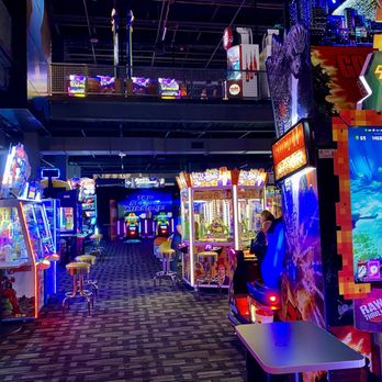DAVE & BUSTER’S SCHAUMBURG - Updated December 2025 - 85 Photos & 30 ...