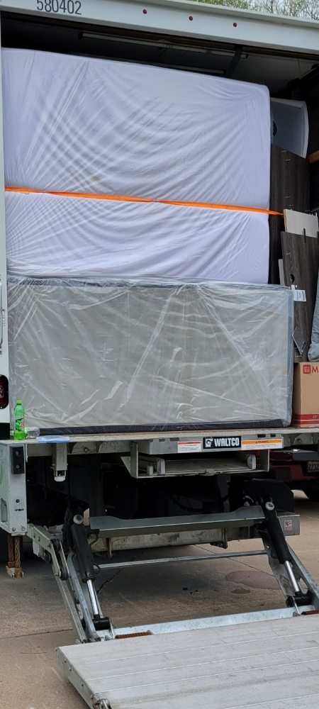 MR MOVING - Updated March 2025 - Weston, Wisconsin - Movers - Phone ...