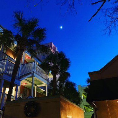 THE ELLIOTT HOUSE INN - 80 Photos & 93 Reviews - Hotels - 78 Queen St ...