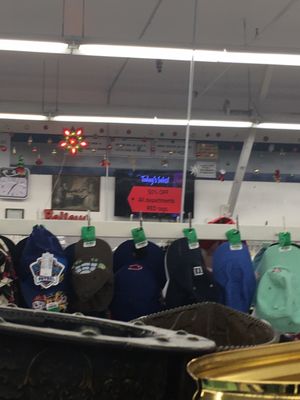 RED WHITE AND BLUE THRIFT STORE - 13 Photos & 61 Reviews - Thrift ...