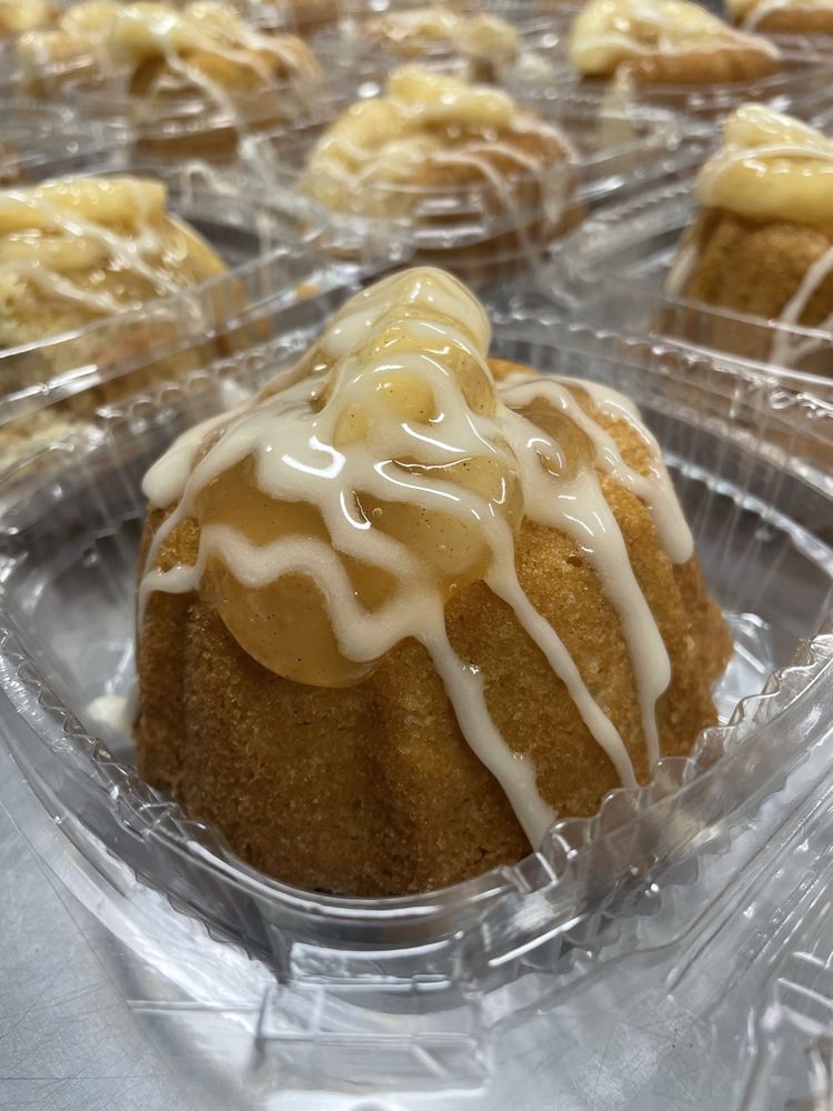 BUTTERQUEEN BAKERY - Updated December 2024 - 46 Photos - 310 Tulip Ave ...