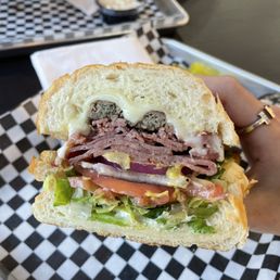 KNOCKOUT DELI & KITCHEN - Updated August 2025 - 126 Photos & 152 ...