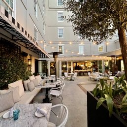 FRANNIE & THE FOX - Updated December 2024 - 800 Photos & 457 Reviews ...