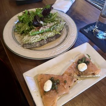 BEA - Updated October 2025 - 2732 Photos & 3092 Reviews - 403 W 43rd St ...