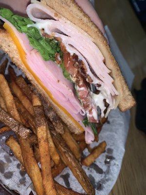 HOOPS CAFE - Updated October 2025 - 21 Reviews - 505 Locust Ave ...