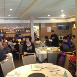 GOLDEN PARAMOUNT SEAFOOD RESTAURANT - Updated December 2025 - 226 ...